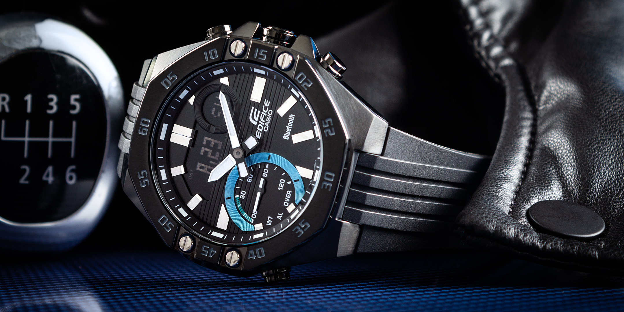 Casio Edifice ECB-10: chameleon z Tokia | Hodinky-365.cz
