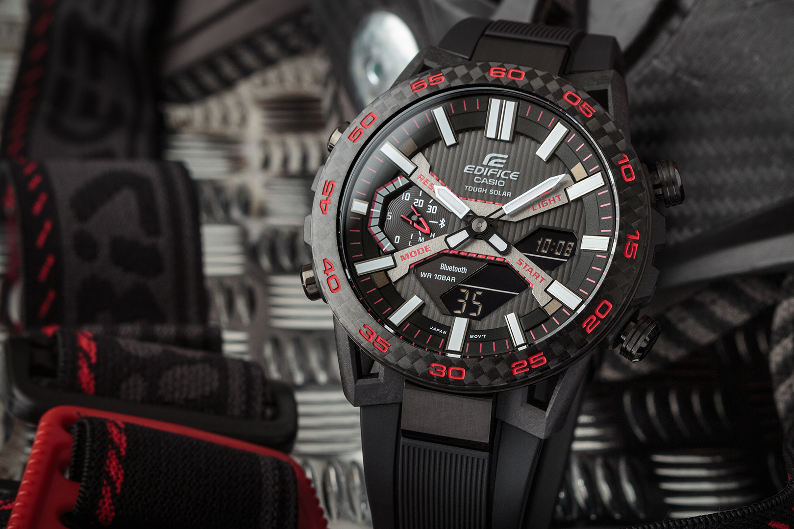 Casio Edifice Sospensione ECB-2000 recenze | Hodinky-365.cz