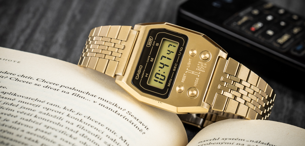 Casio Vintage A1100 recenze – Přes den byznys, večer párty