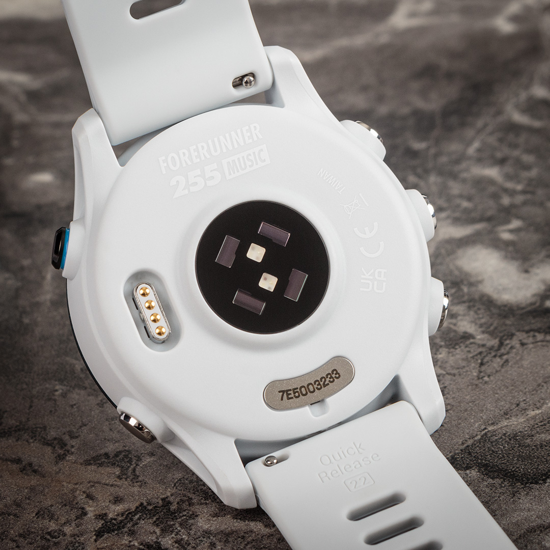 SOUBOJ: Garmin Forerunner 745 vs. Forerunner 255