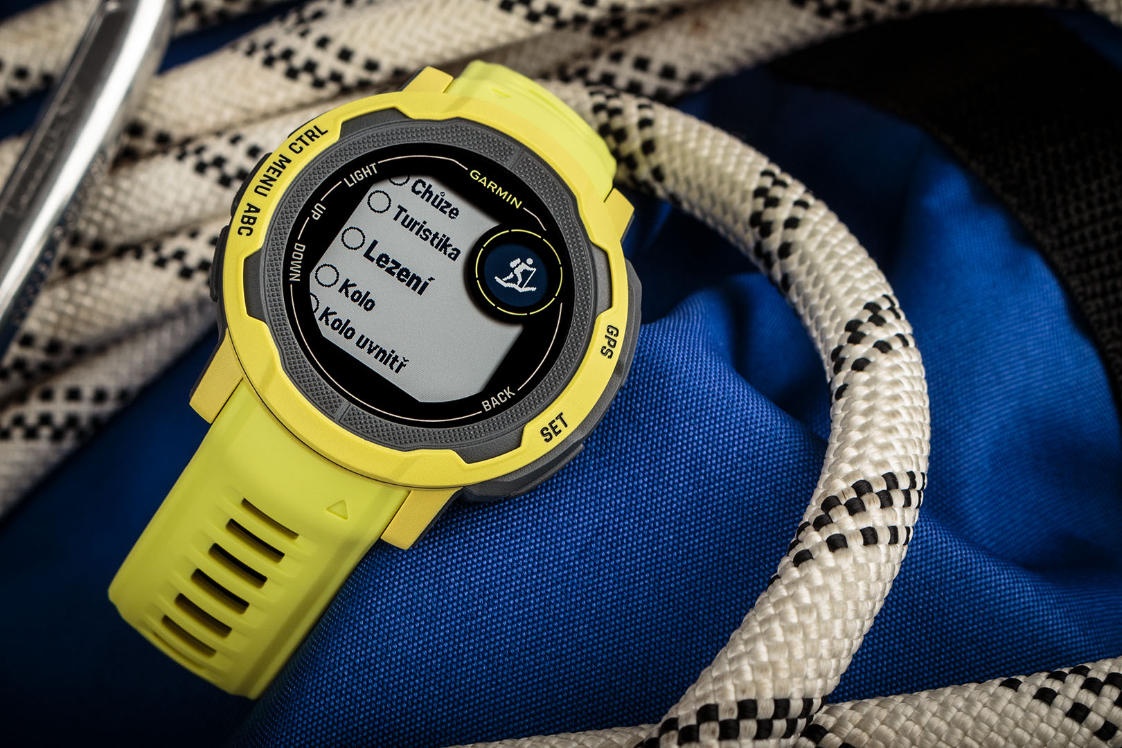 Garmin Instinct 2 recenze – Aneb voják v havajské košili