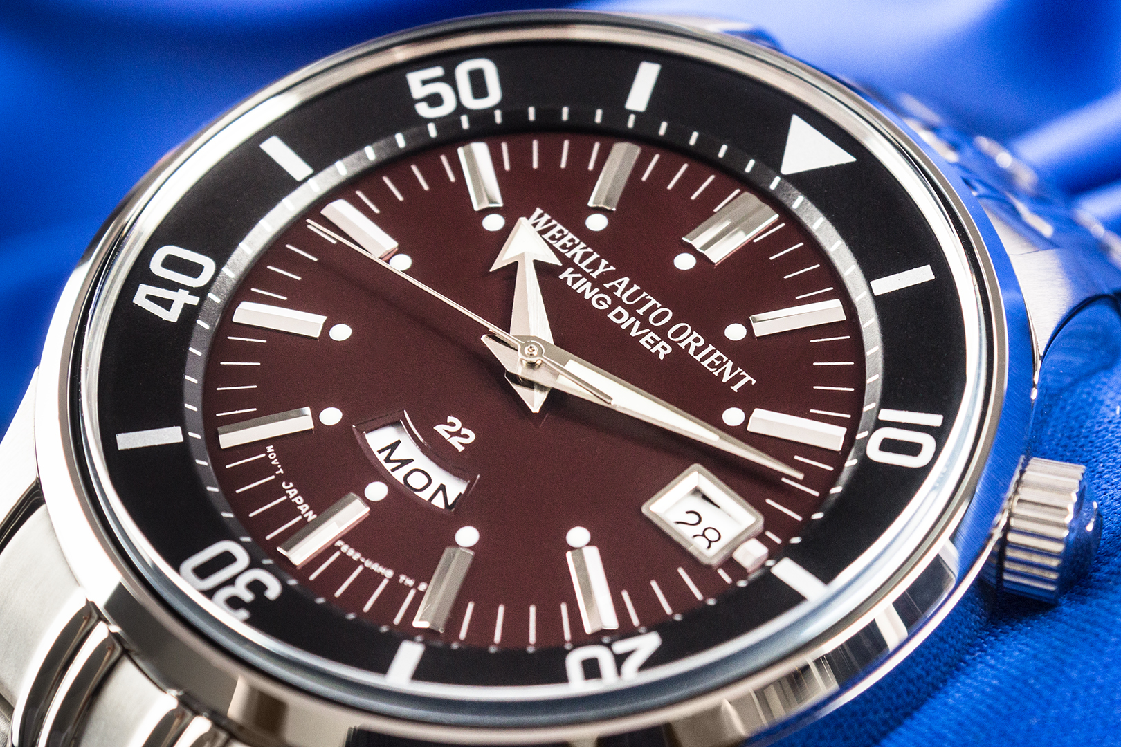 Weekly Auto Orient King Diver: Pozoruhodný návrat do 60. let