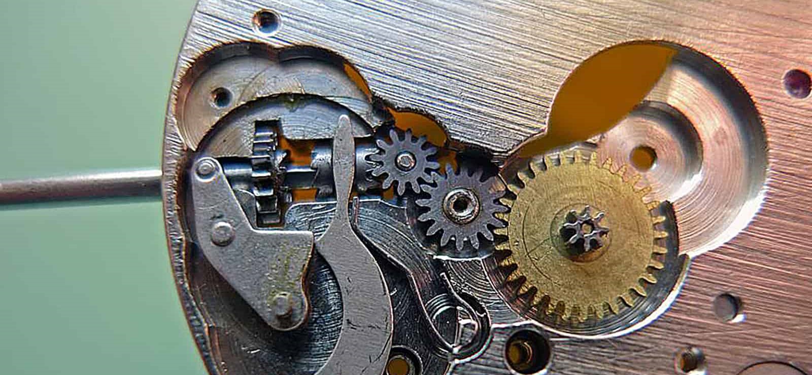 Mechanické a automatické hodinky – Vše, co je třeba vědět