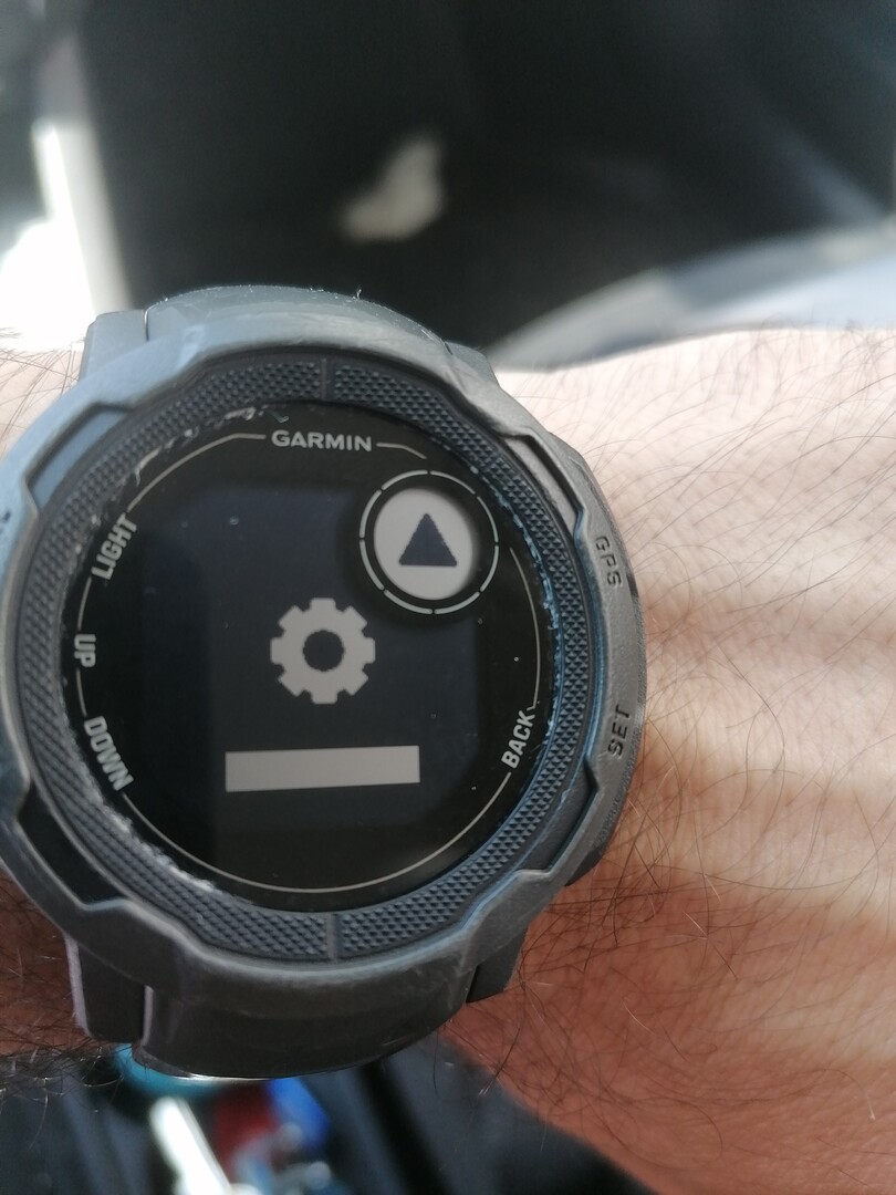 Jak resetovat hodinky Garmin (tovární nastavení)?