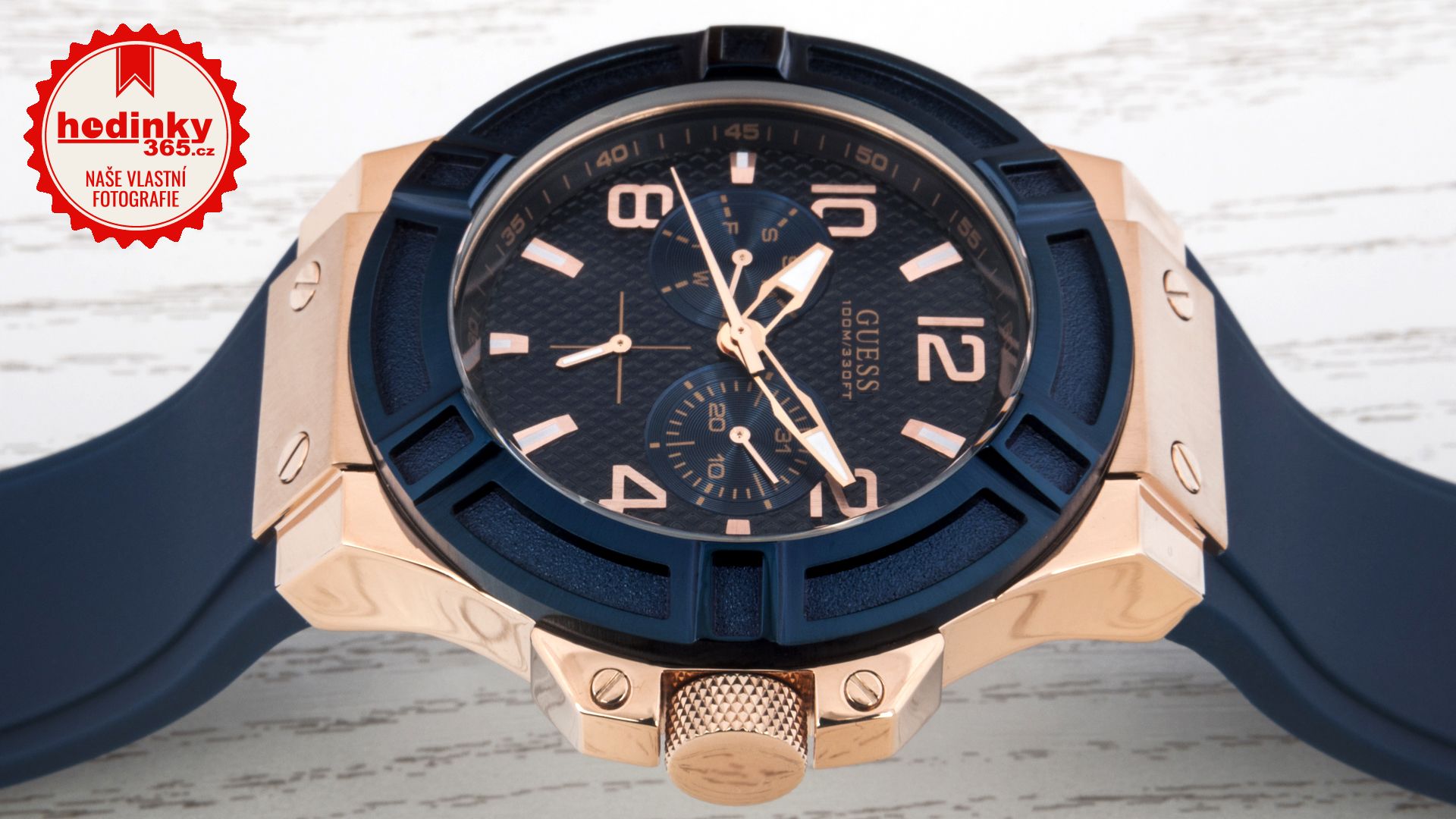 Guess W0247G3 | Hodinky-365.cz